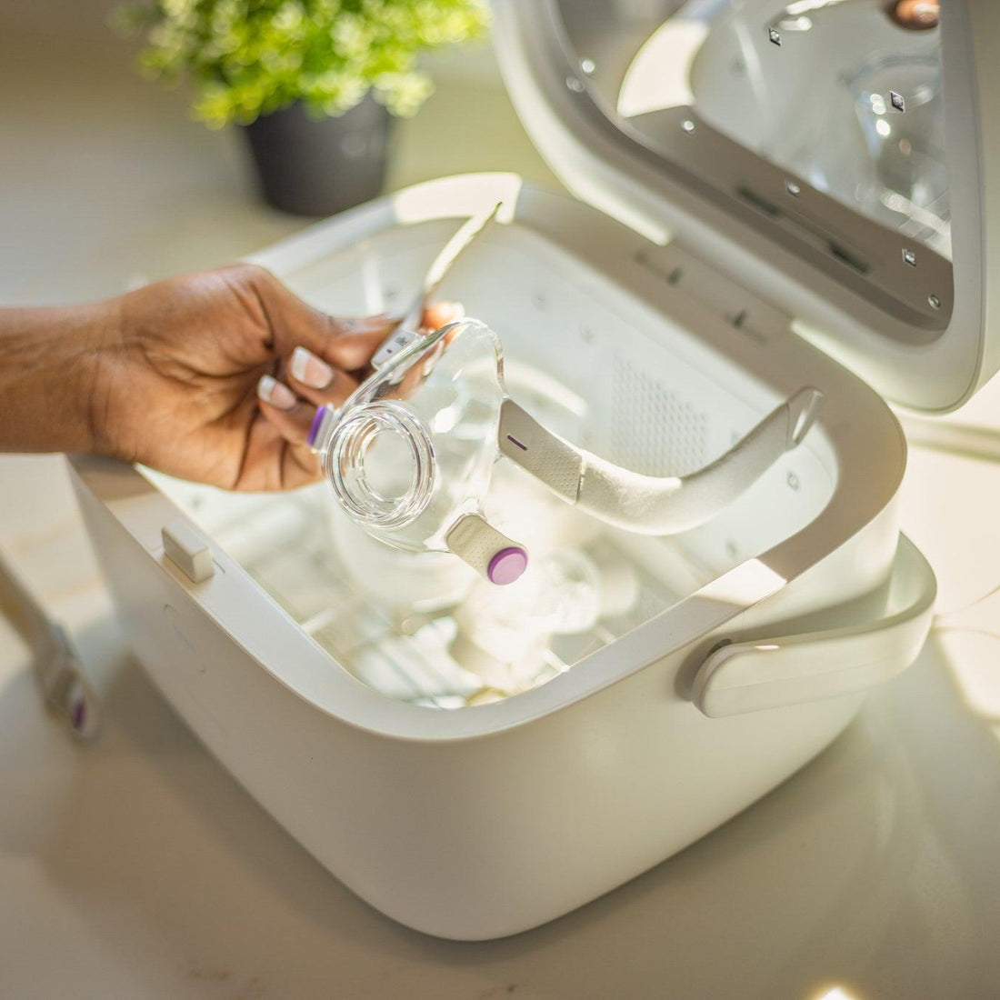 Liviliti Paptizer UVC LED Smart CPAP Sanitizer - cpap.com