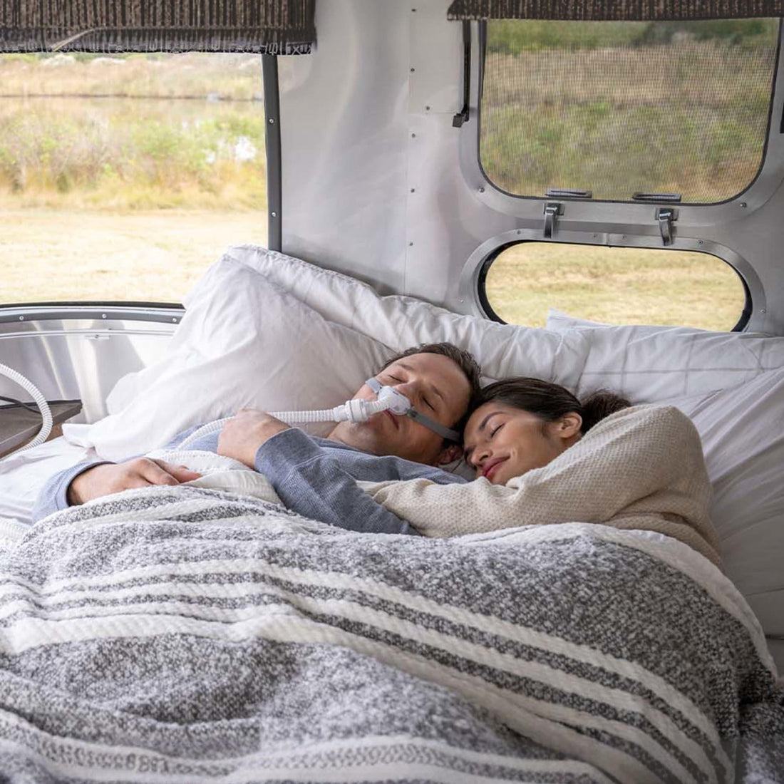 ResMed AirMini AutoSet Travel CPAP Machine - cpap.com