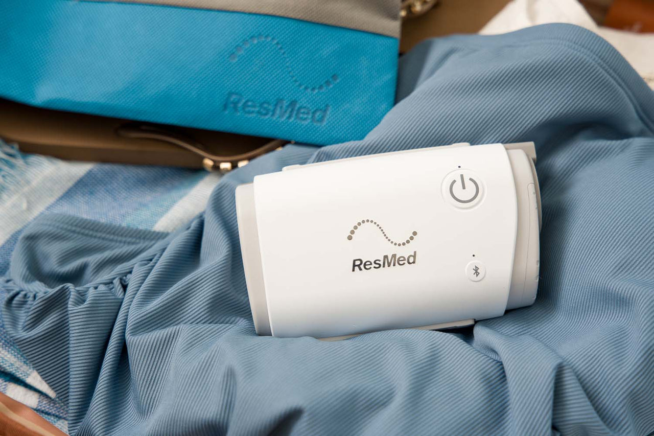 ResMed AirMini with AirTouch F20 Full Face Mask Bundle - cpap.com