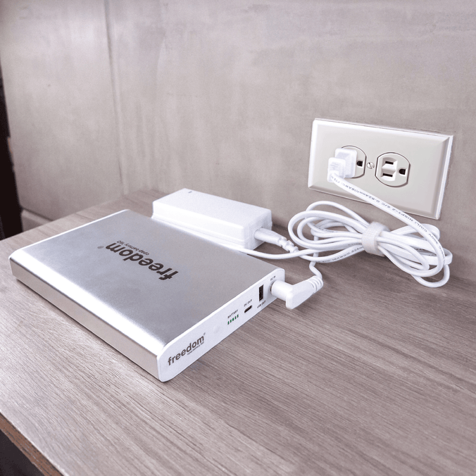 Freedom CPAP Battery 160 – cpap.com